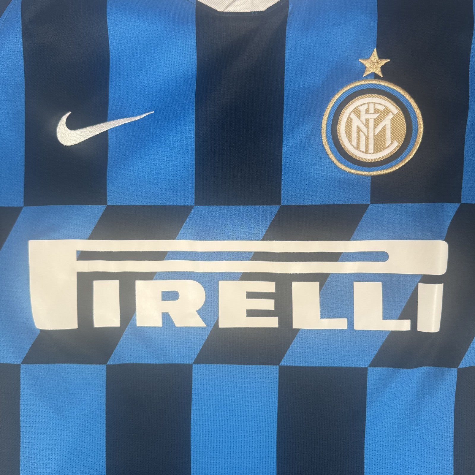 Inter Milan 2019/2020 Home Football Shirt Medium – Casual Football Shirts