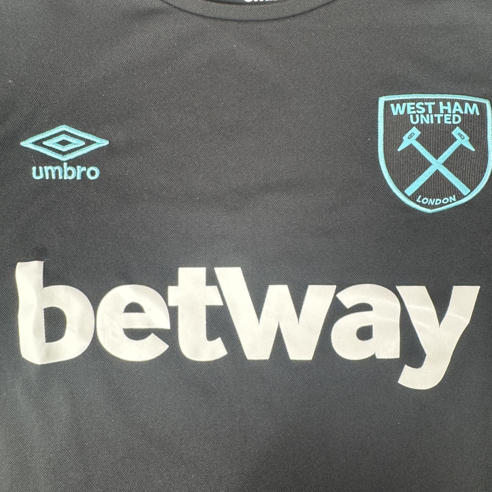 West Ham United 2017/2018 Away Football Shirt XL – Casual Football Shirts