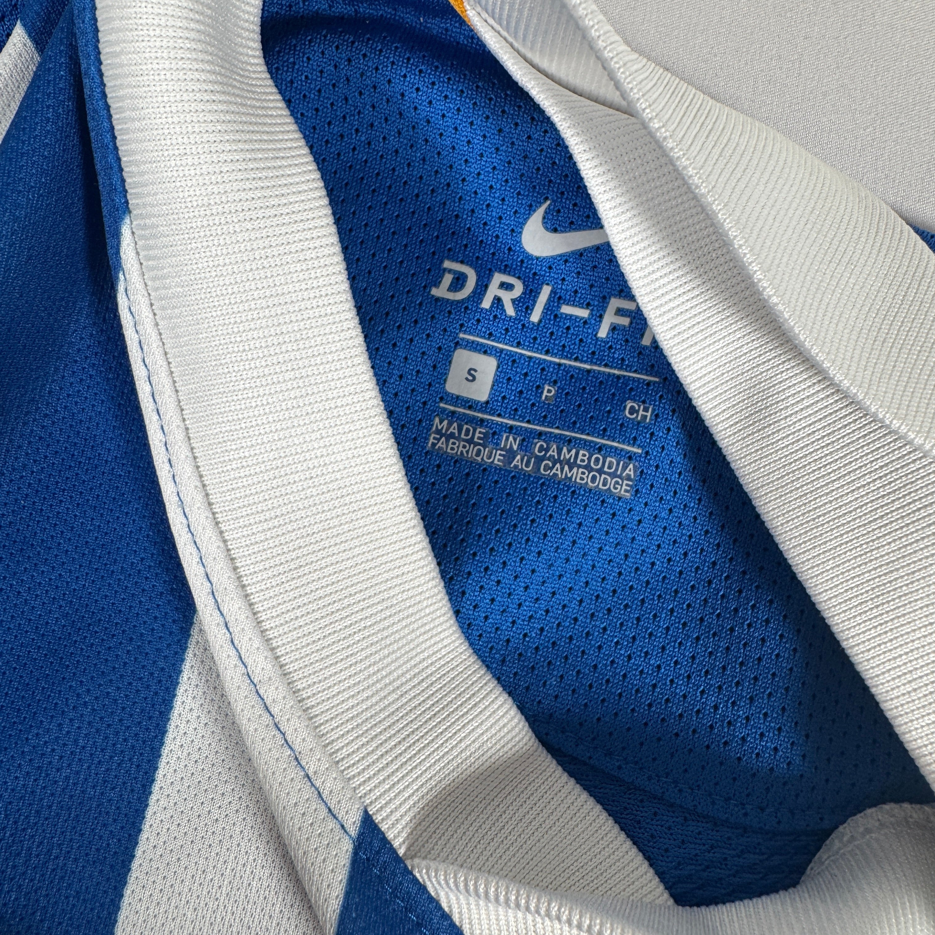 Brighton & Hove Albion 2021/2022 Home Football Shirt Small – Casual ...